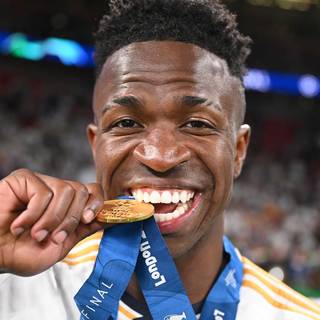 Skyflo Wallpapers - Wallpaper Cave