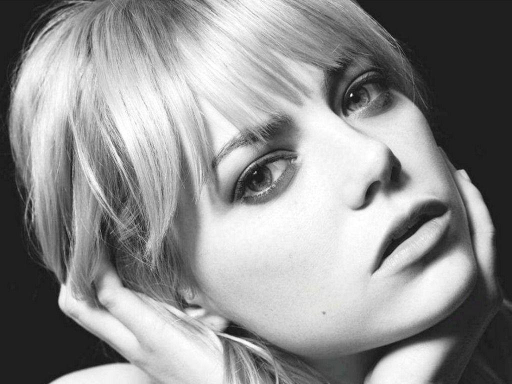 Emma Stone Backgrounds - Wallpaper Cave