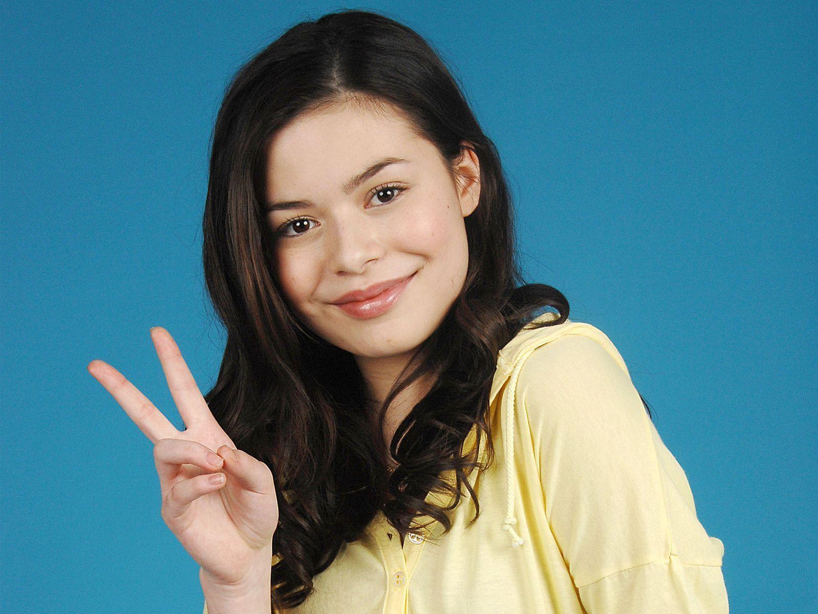 Miranda Cosgrove Wallpapers - Wallpaper Cave