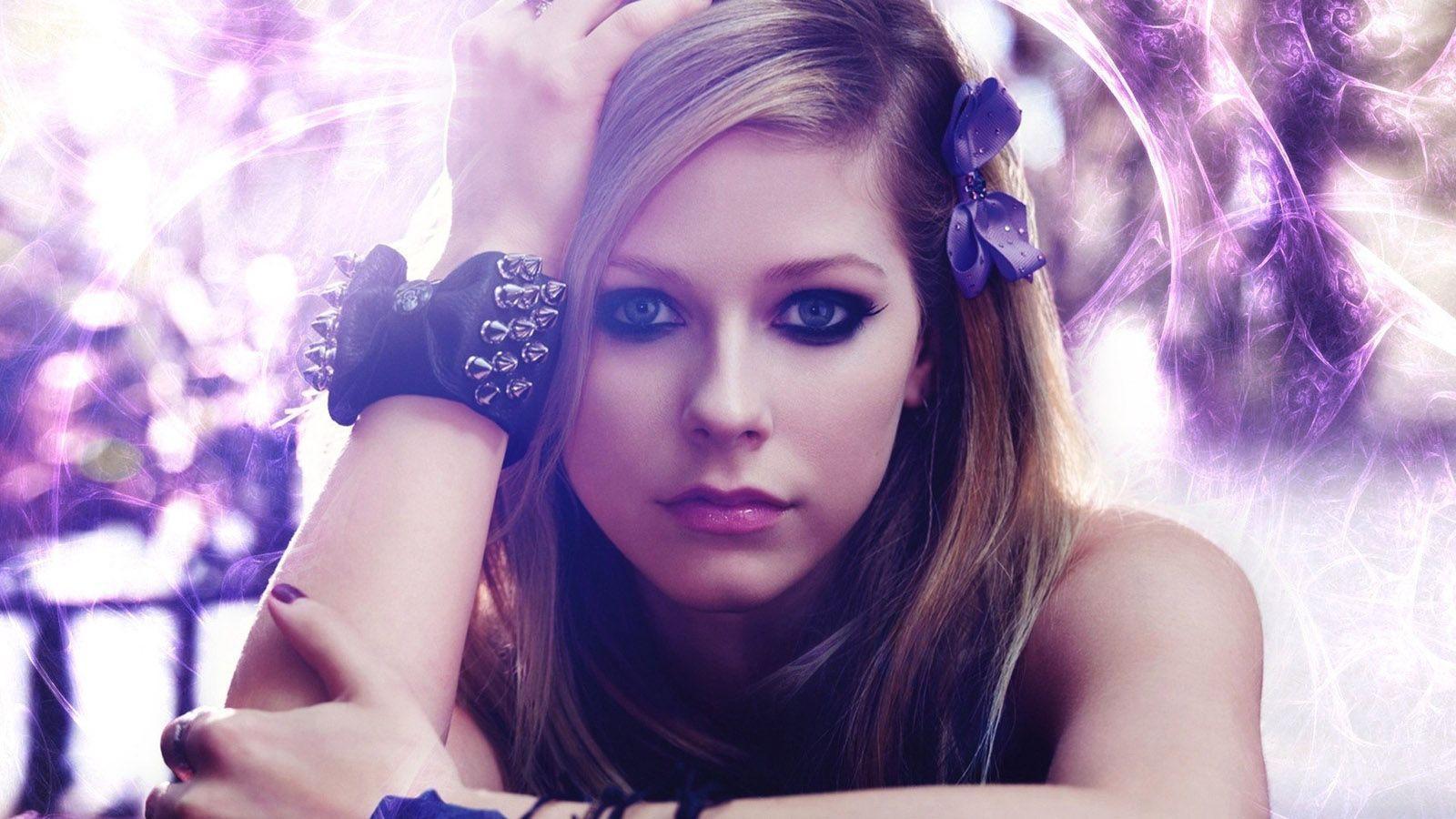 Avril Wallpapers - Wallpaper Cave