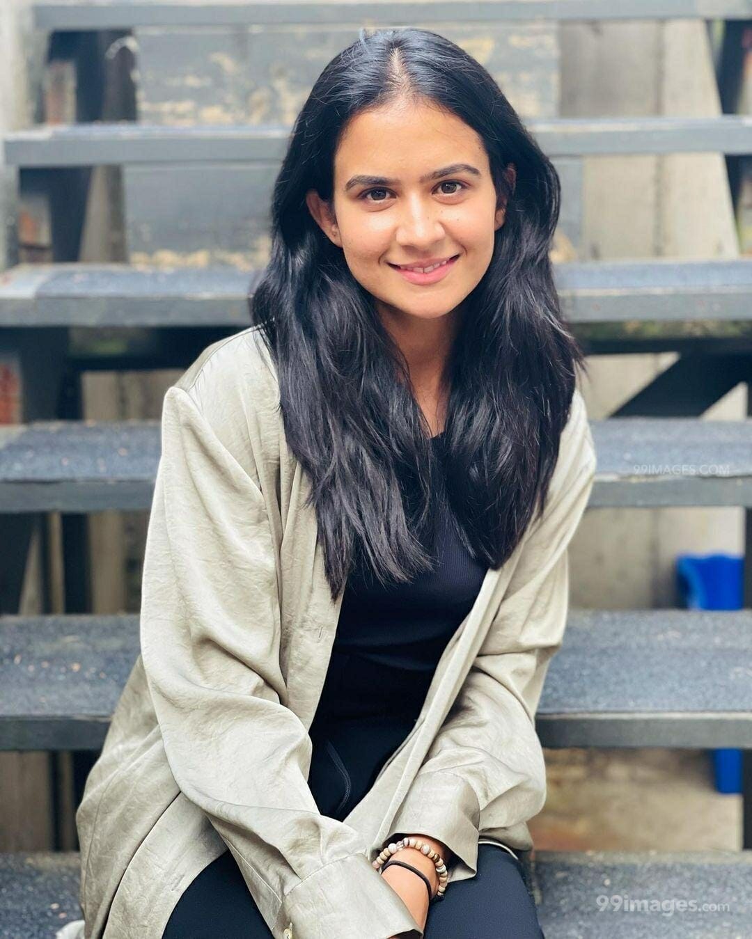 Roopi Gill iPhone Wallpapers - Wallpaper Cave