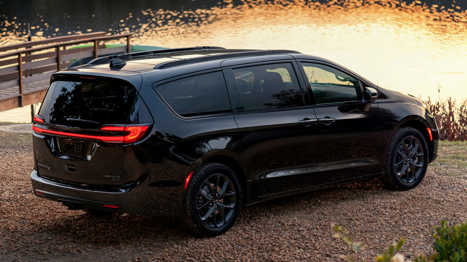 2020 Chrysler Pacifica Wallpapers - Wallpaper Cave