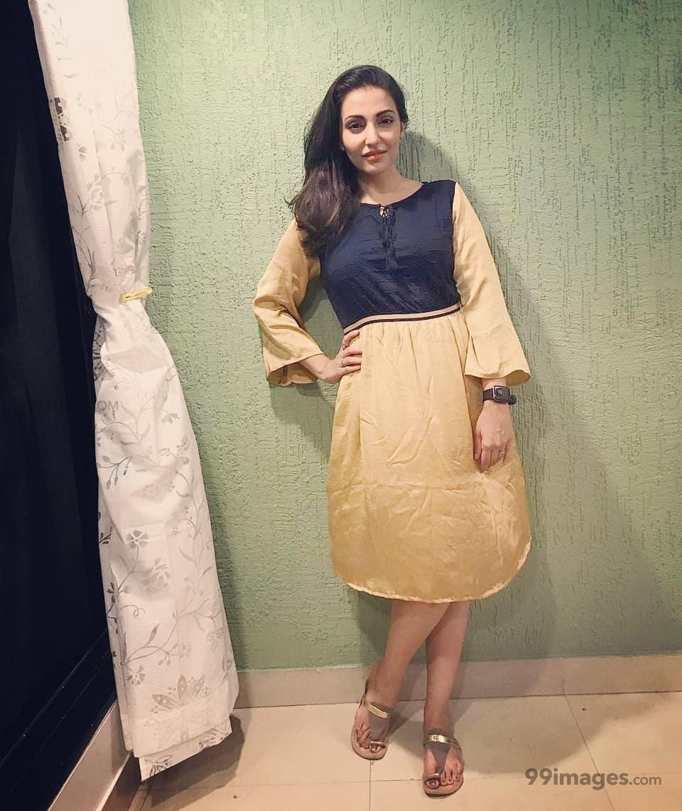 Navina Bole Phone Wallpapers - Wallpaper Cave