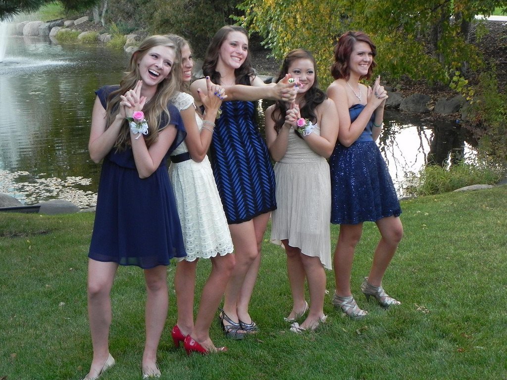 Prom Girls Wallpapers - Wallpaper Cave