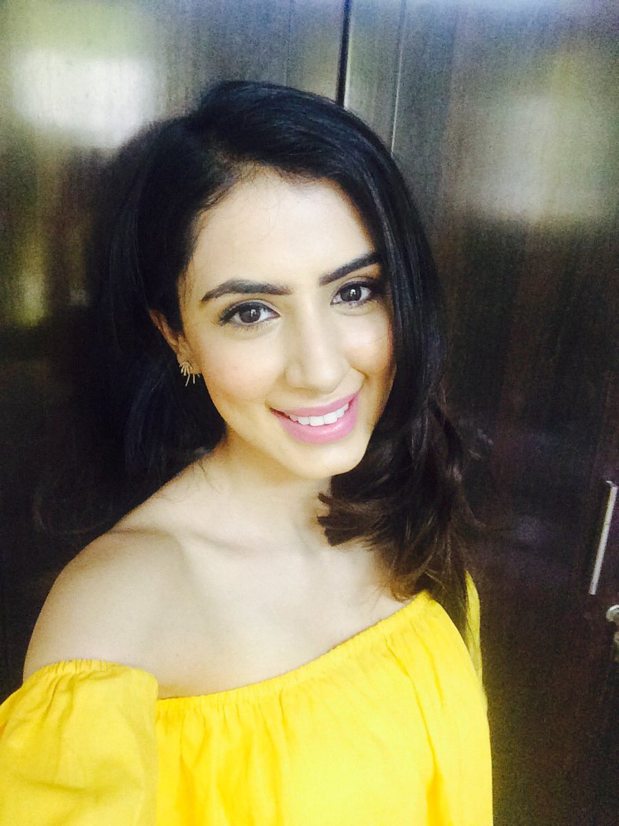 Swati Kapoor Phone Wallpapers - Wallpaper Cave