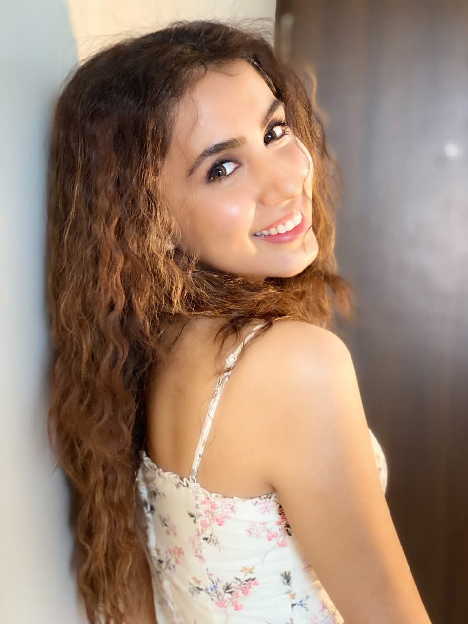 Swati Kapoor Phone Wallpapers - Wallpaper Cave
