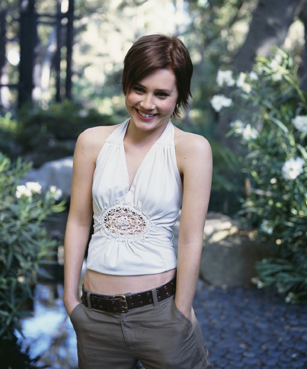 Alison Lohman Wallpapers - Wallpaper Cave