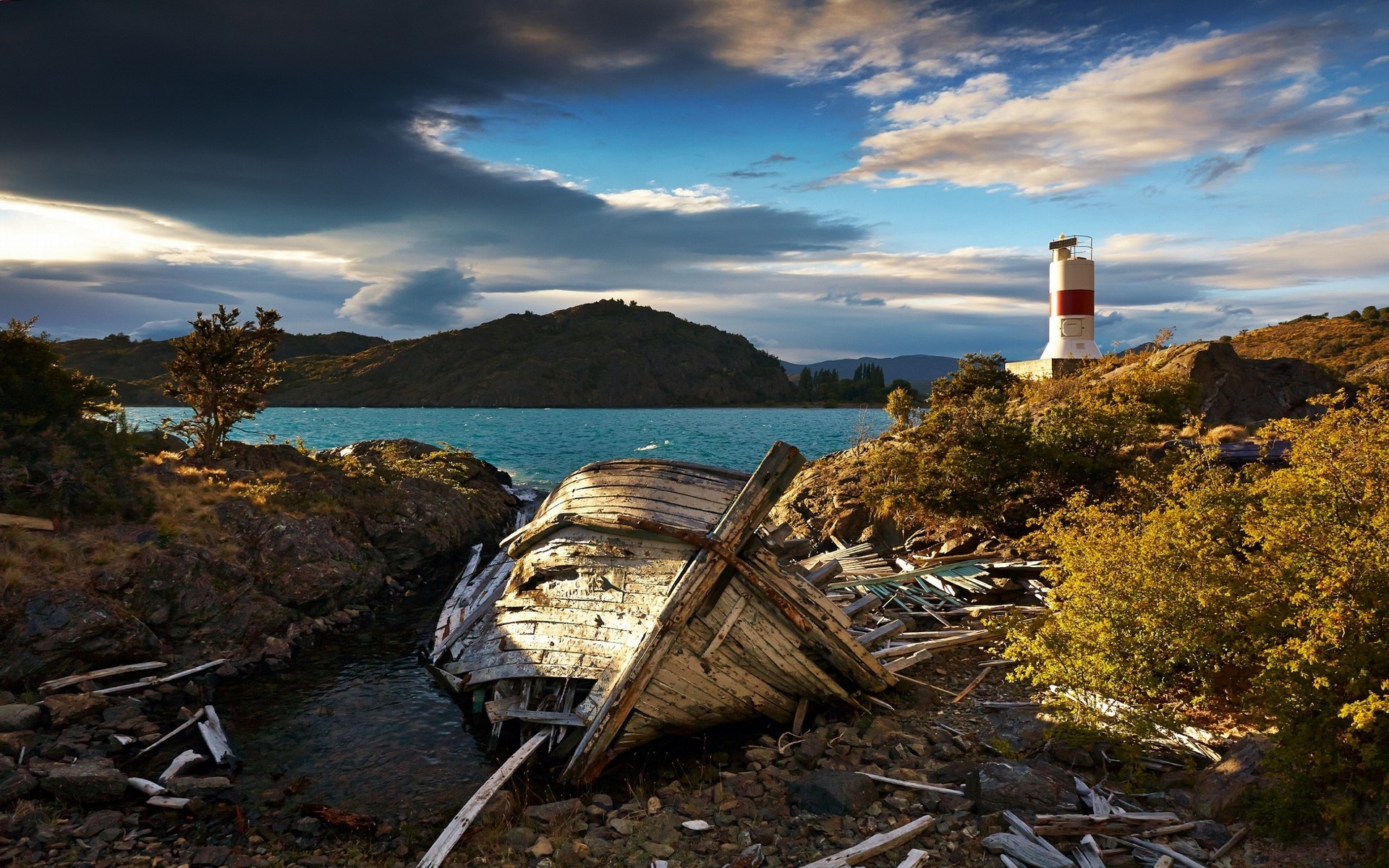 Autumn Lighthouse Wallpapers - Wallpaper Cave