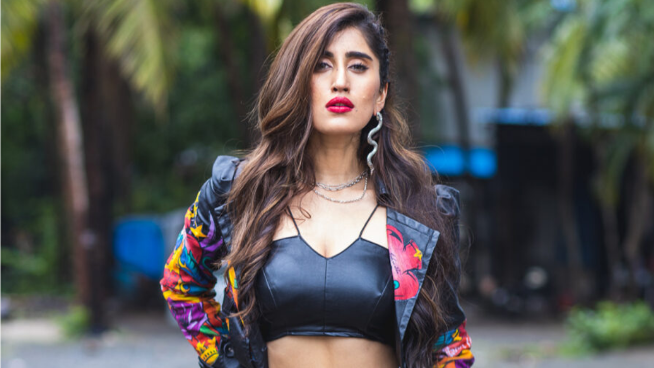 Akasa Singh Wallpapers - Wallpaper Cave