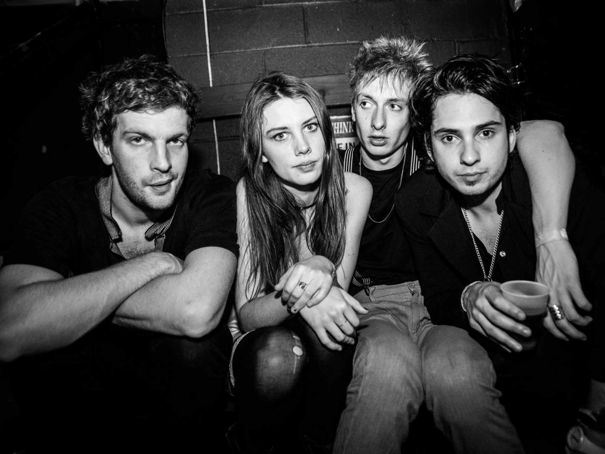 Wolf Alice Wallpapers - Wallpaper Cave