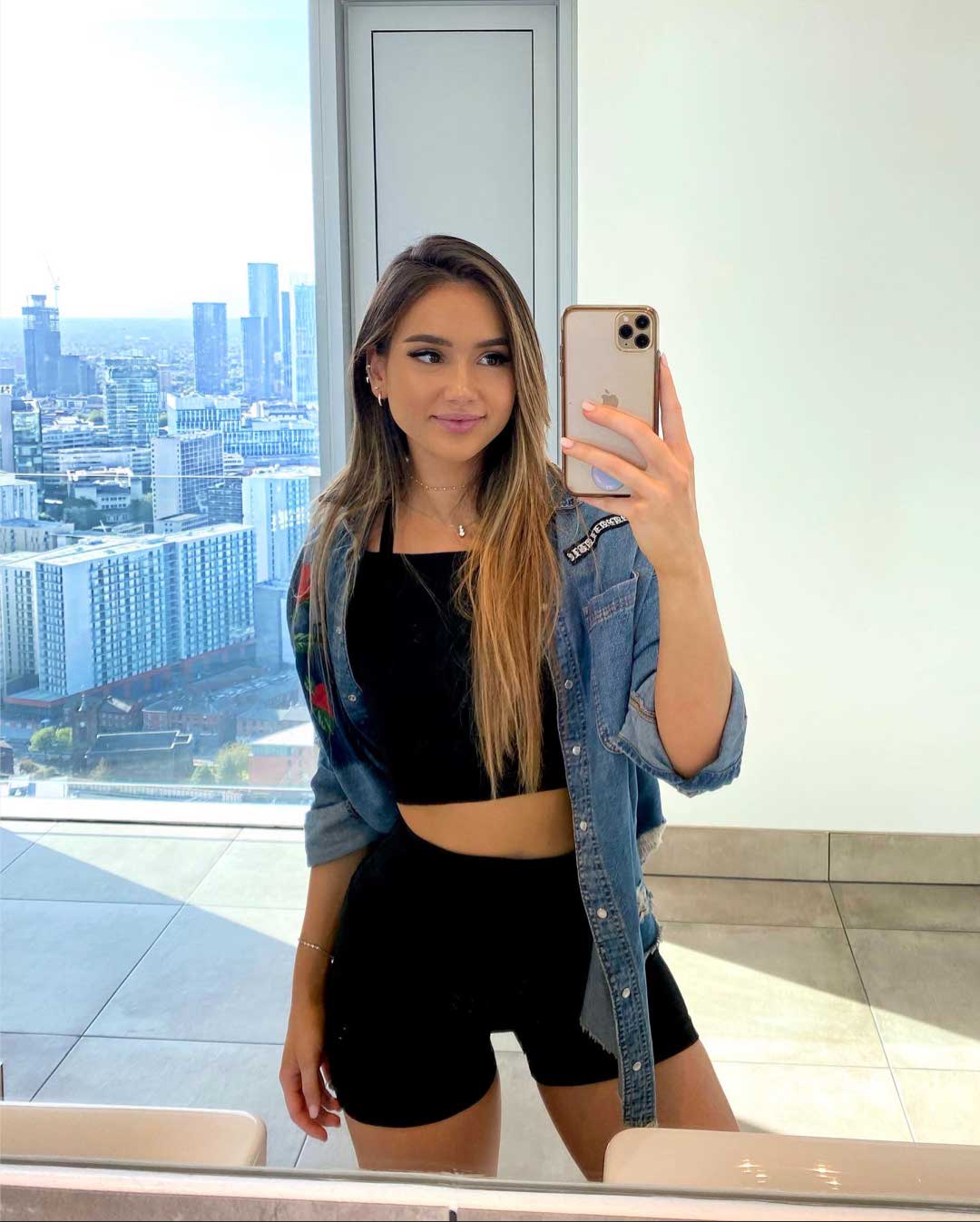 Bela Fernandez Wallpapers - Wallpaper Cave