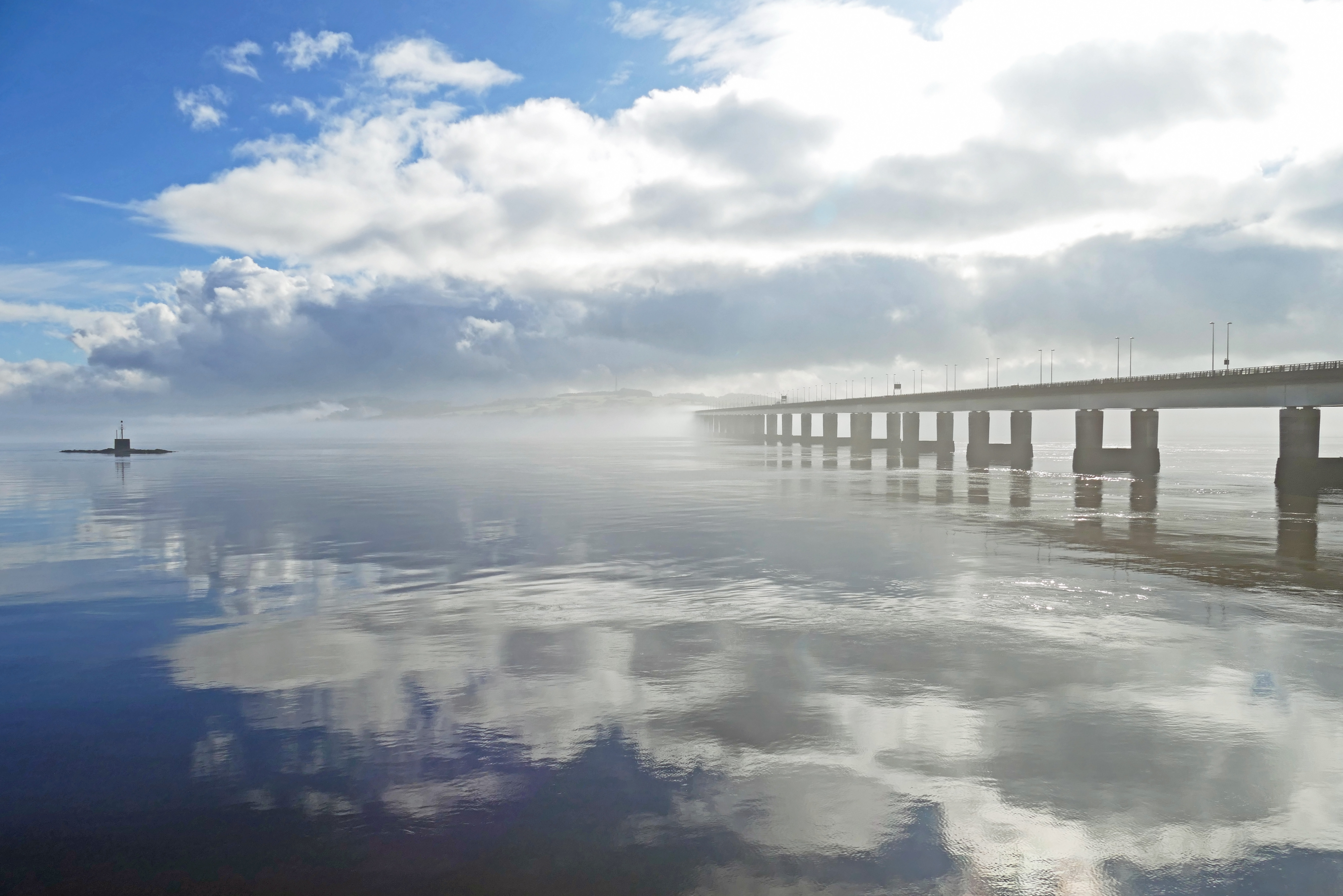 Dundee Wallpapers - Wallpaper Cave