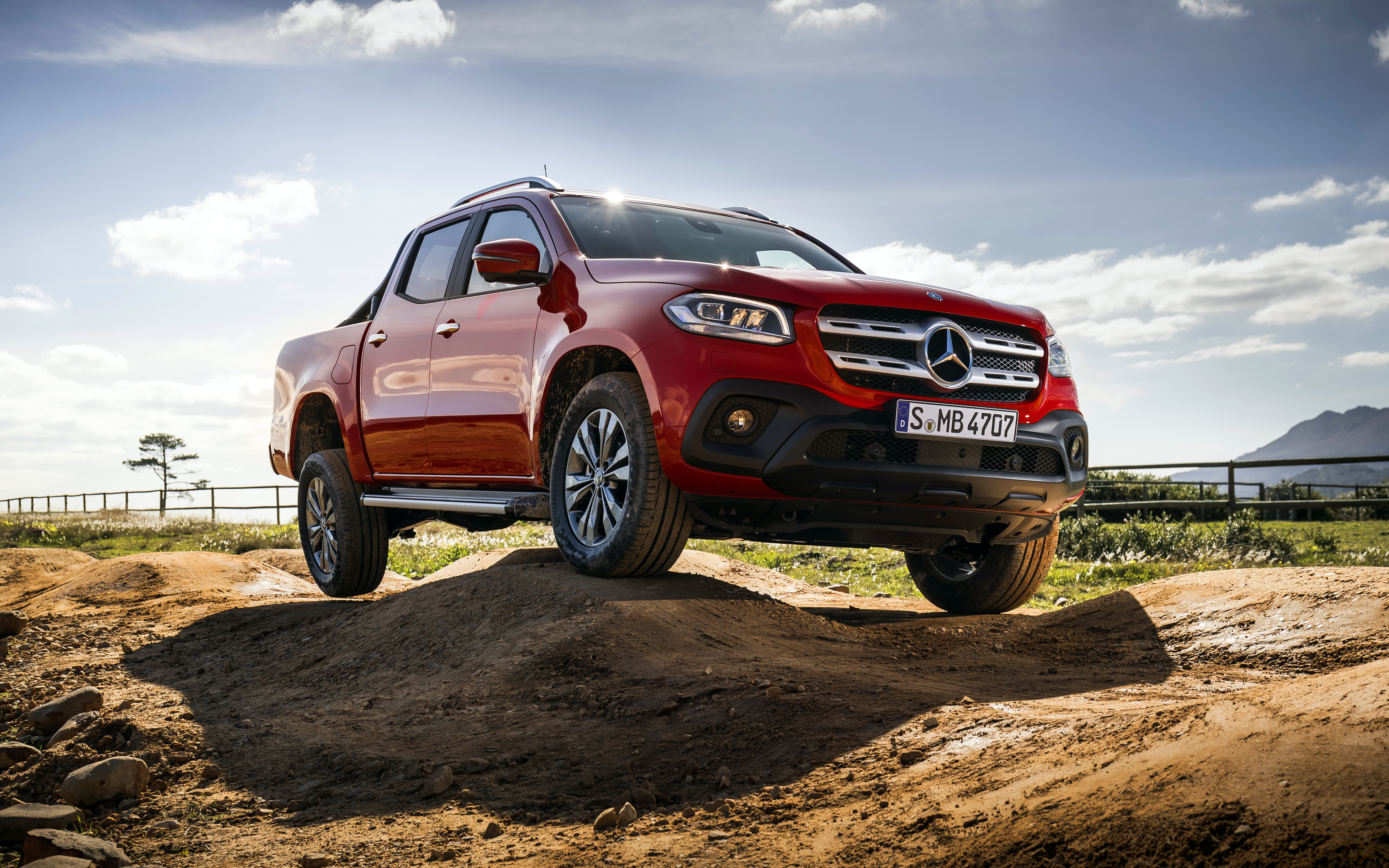 Mercedes Benz Pick-ups Wallpapers - Wallpaper Cave