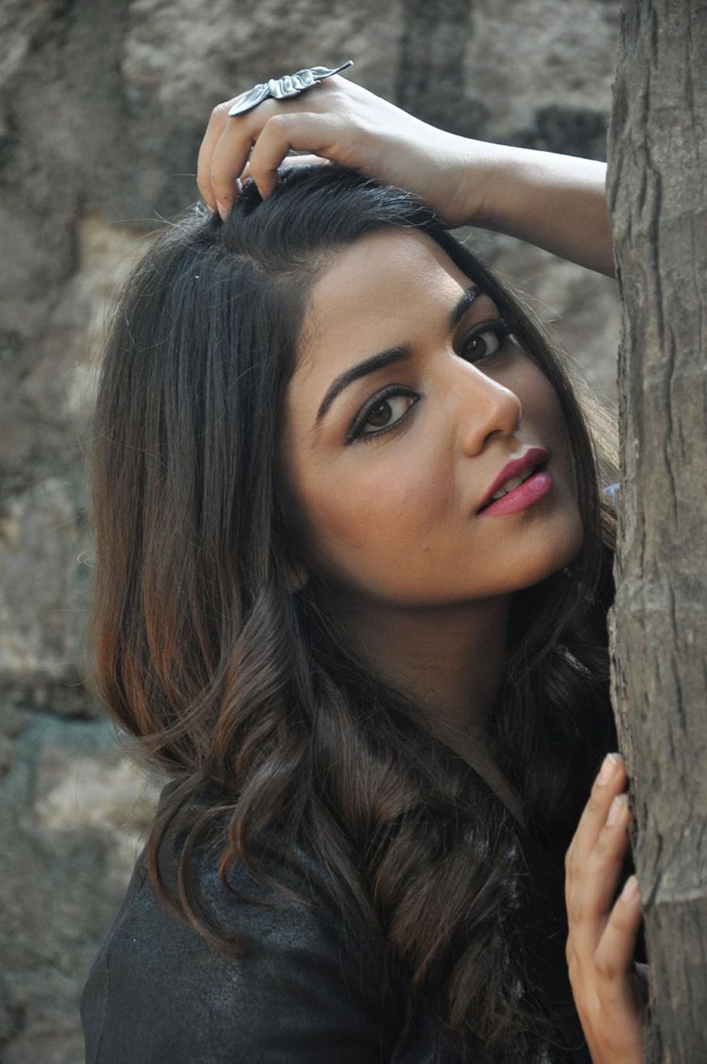 Wamika Gabbi Phone Wallpapers - Wallpaper Cave