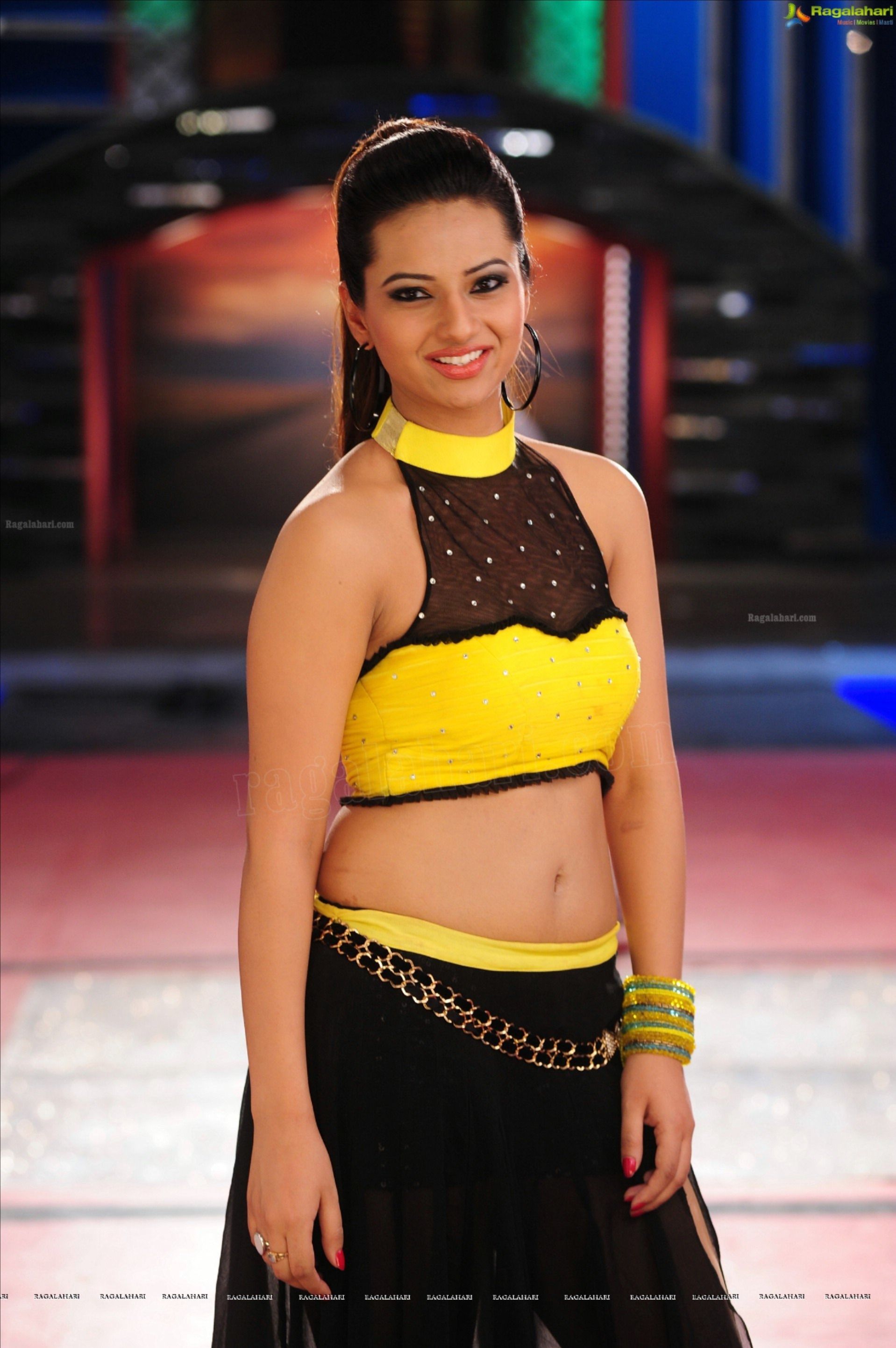 Isha Chawala Phone Wallpapers - Wallpaper Cave