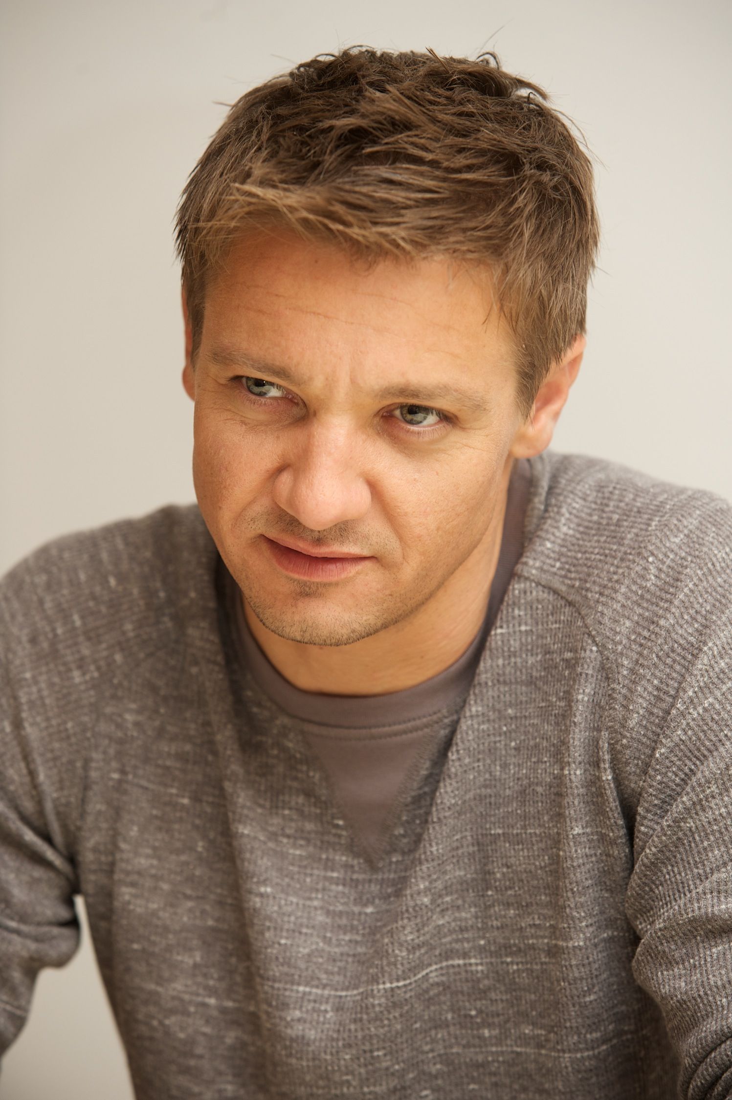 Avengers Jeremy Renner Wallpapers - Wallpaper Cave