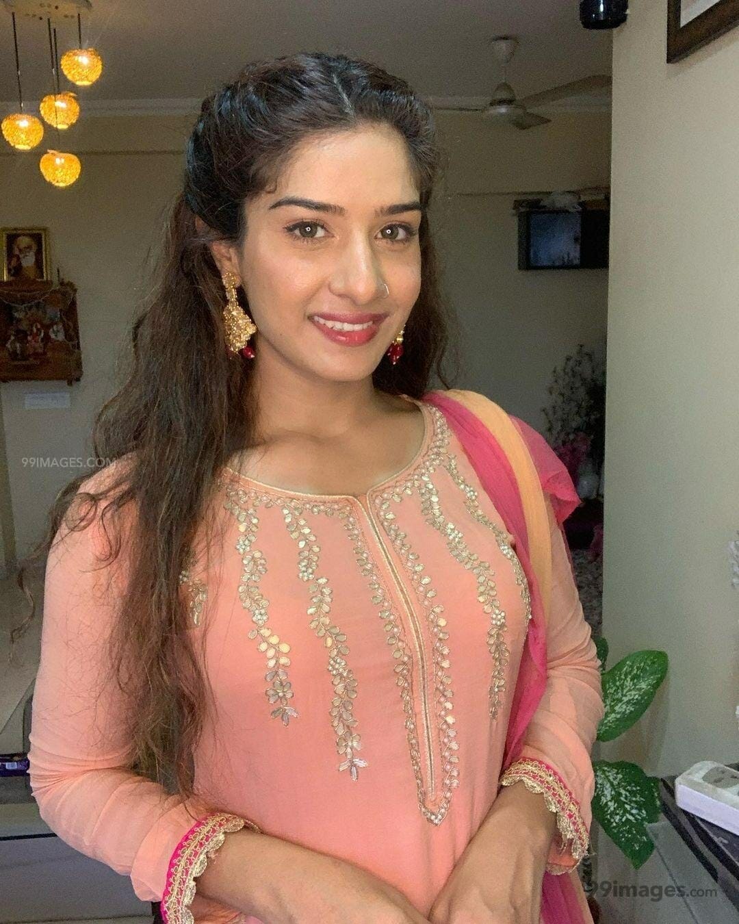 Neha Khan Phone Wallpapers - Wallpaper Cave