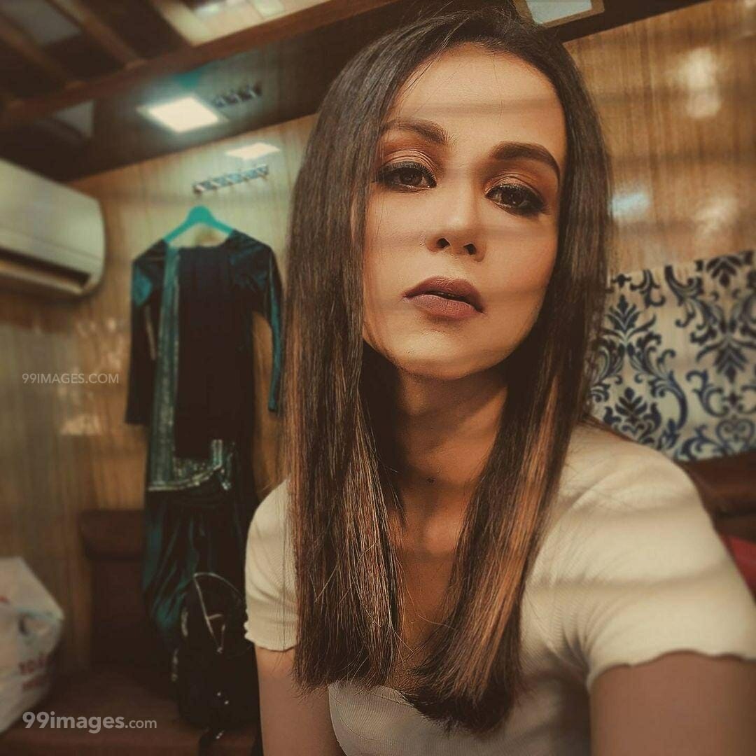 Aanchal Khurana Wallpapers - Wallpaper Cave