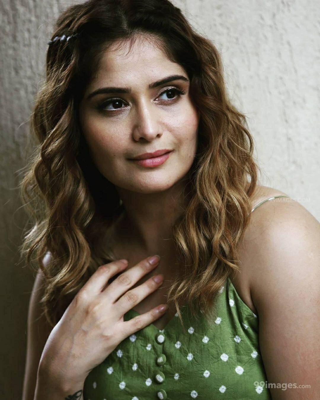 Aarti Singh Phone Wallpapers - Wallpaper Cave