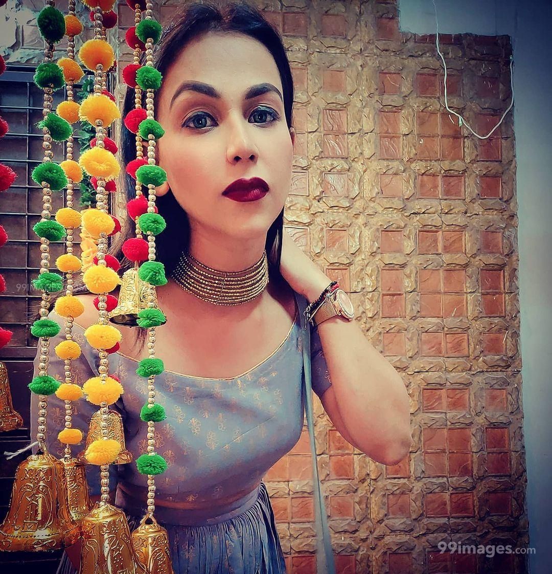 Aanchal Khurana Phone Wallpapers - Wallpaper Cave