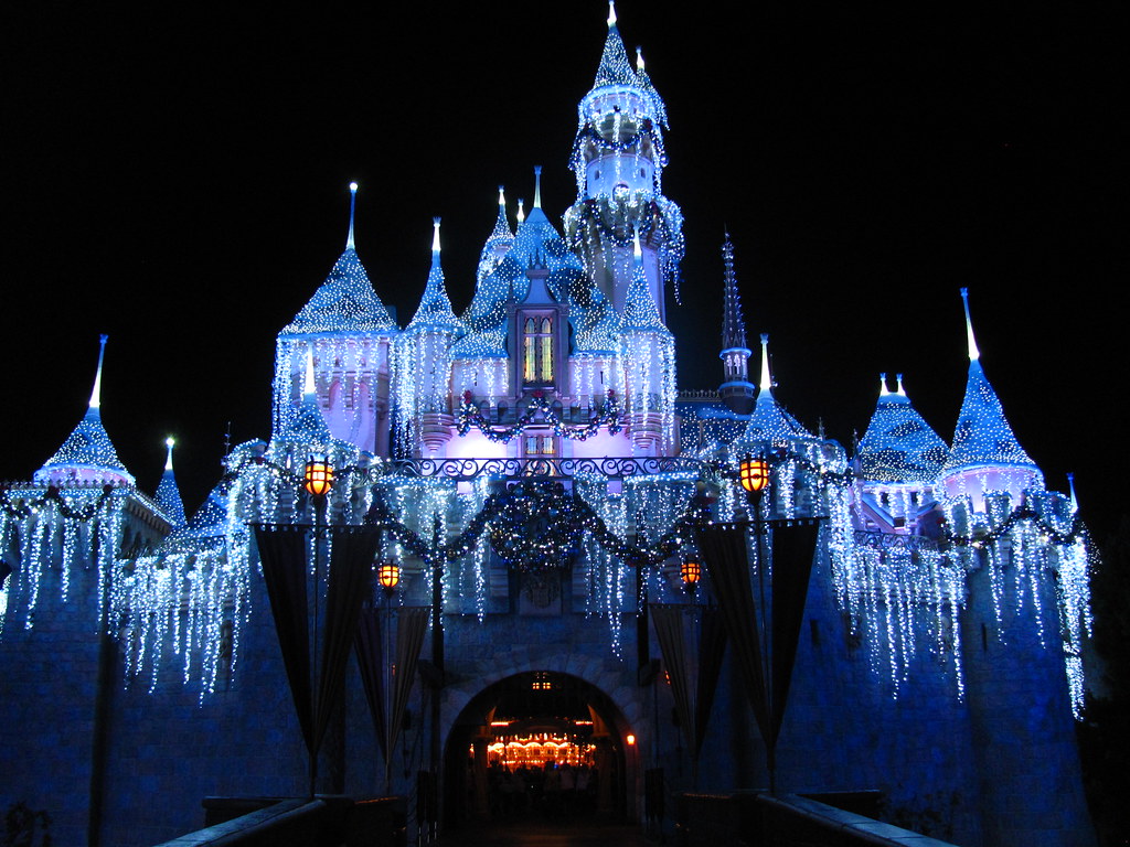 Disney Winter Castle Wallpapers - Wallpaper Cave