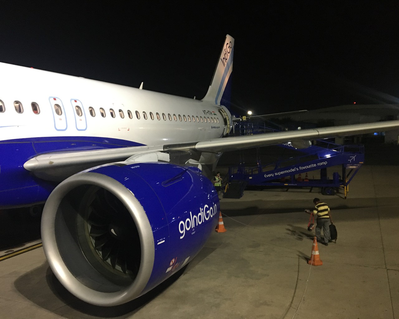 Indigo 6E Wallpapers - Wallpaper Cave