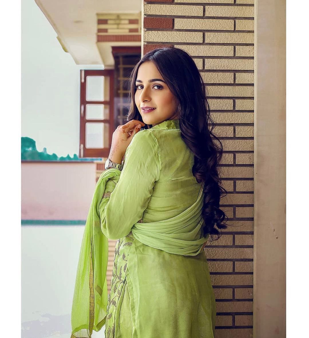 Sruishty Maan Wallpapers - Wallpaper Cave