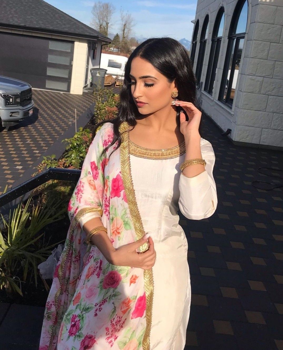 Tanu Grewal Wallpapers - Wallpaper Cave