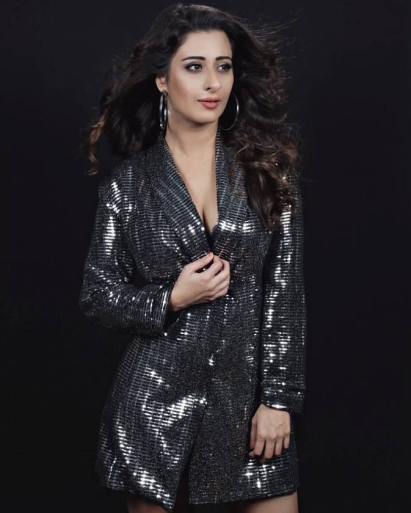 Chestha Bhagat Phone Wallpapers - Wallpaper Cave