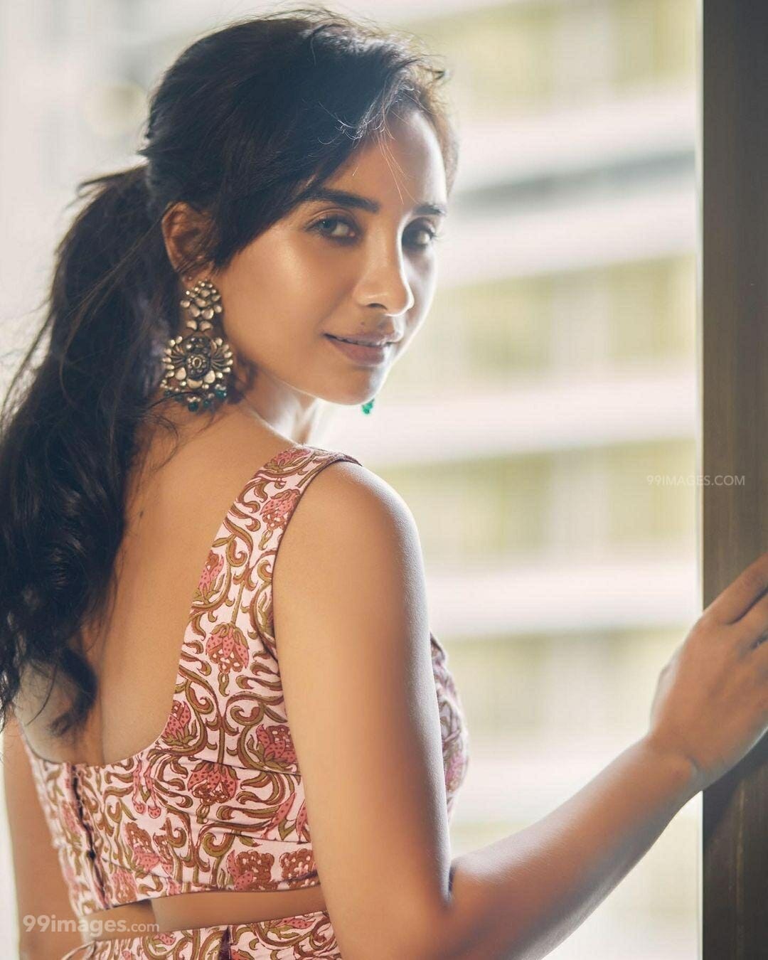 Patralekha Phone Wallpapers - Wallpaper Cave