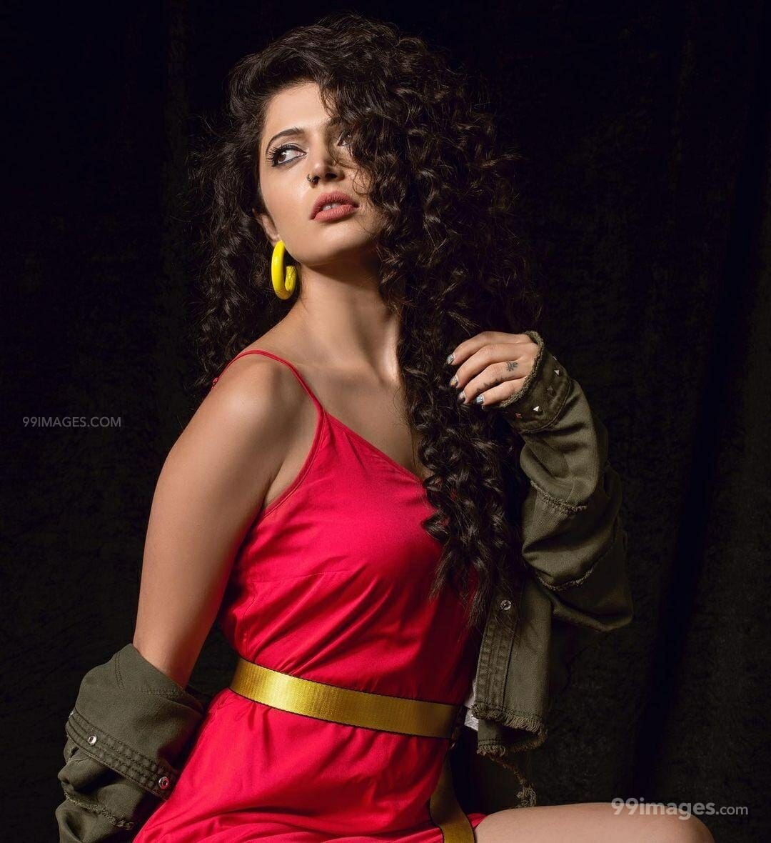 Charlie Chauhan Phone Wallpapers - Wallpaper Cave