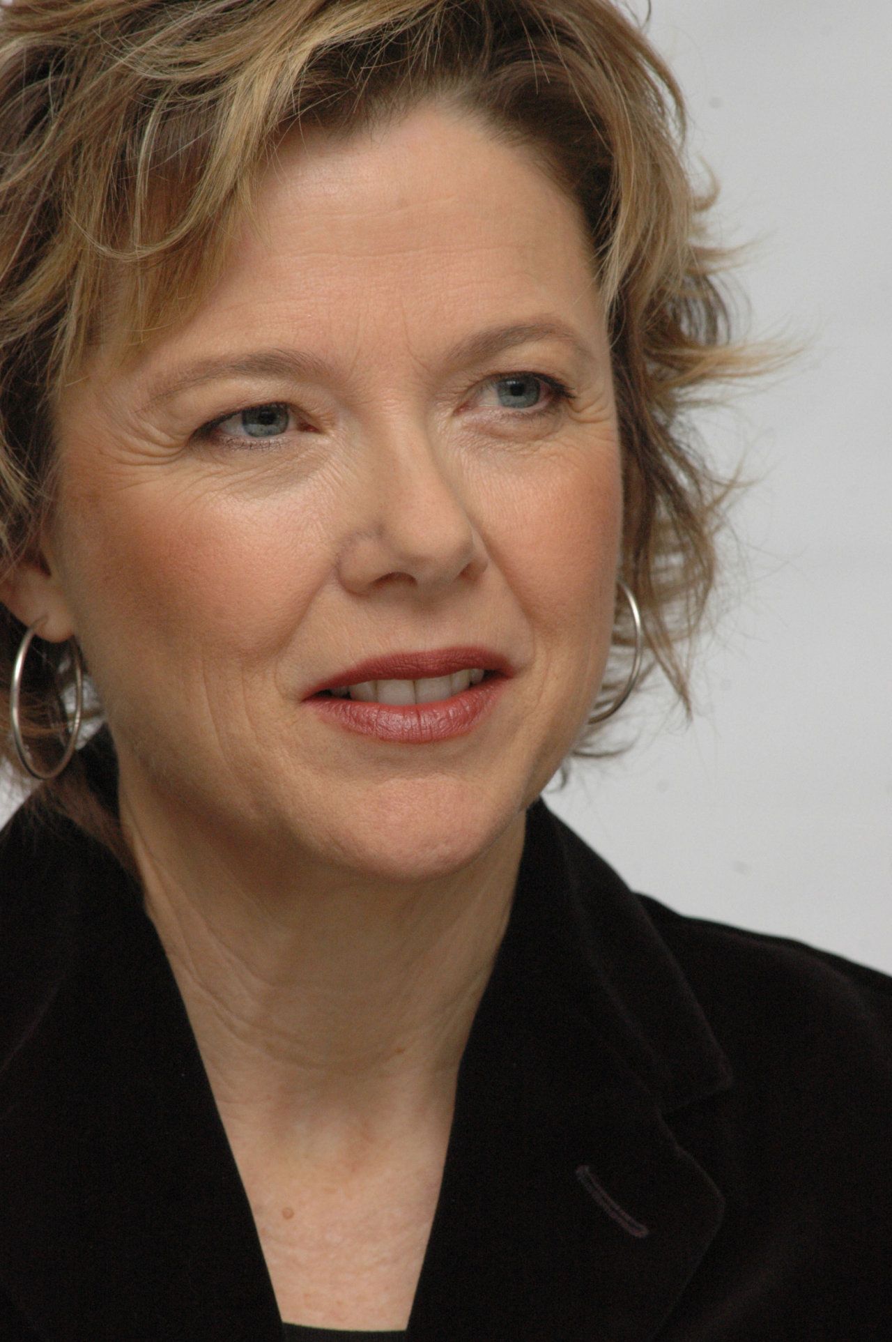 Annette Bening Wallpapers - Wallpaper Cave