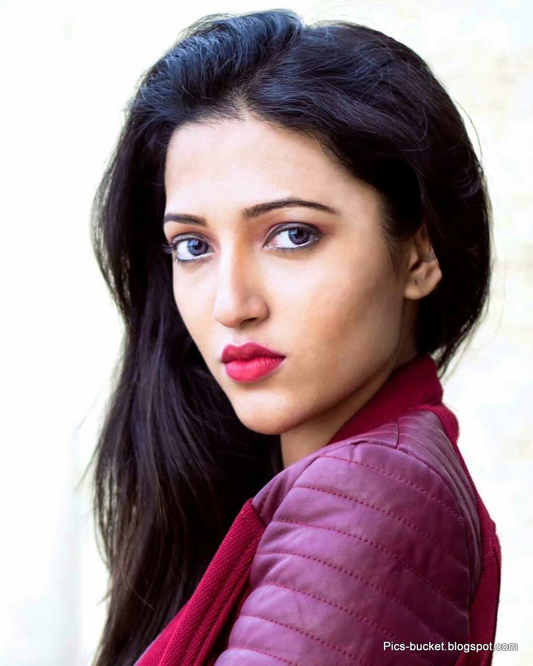 Neha Shetty Wallpapers - Wallpaper Cave