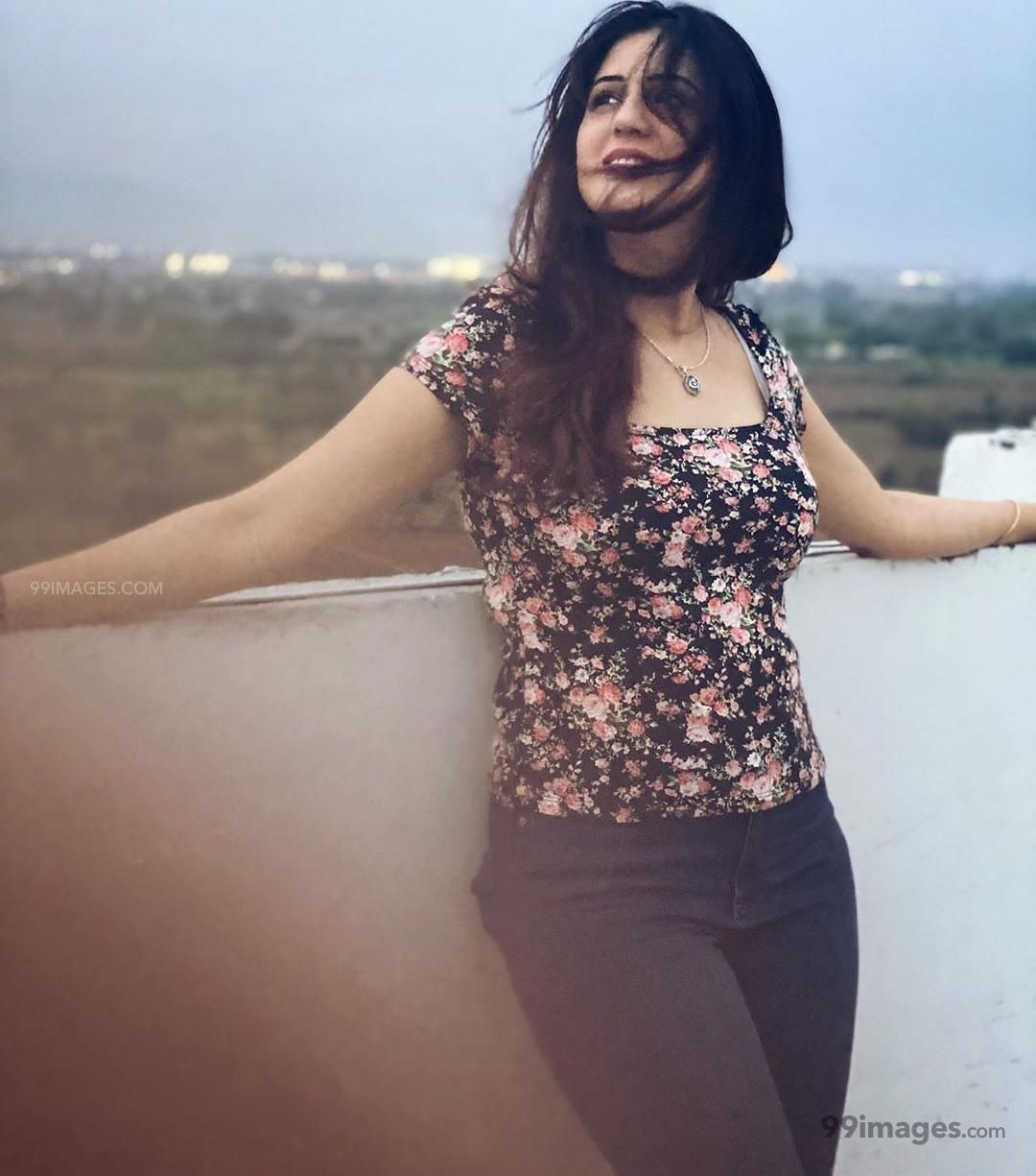 Isha Rikhi Phone Wallpapers - Wallpaper Cave