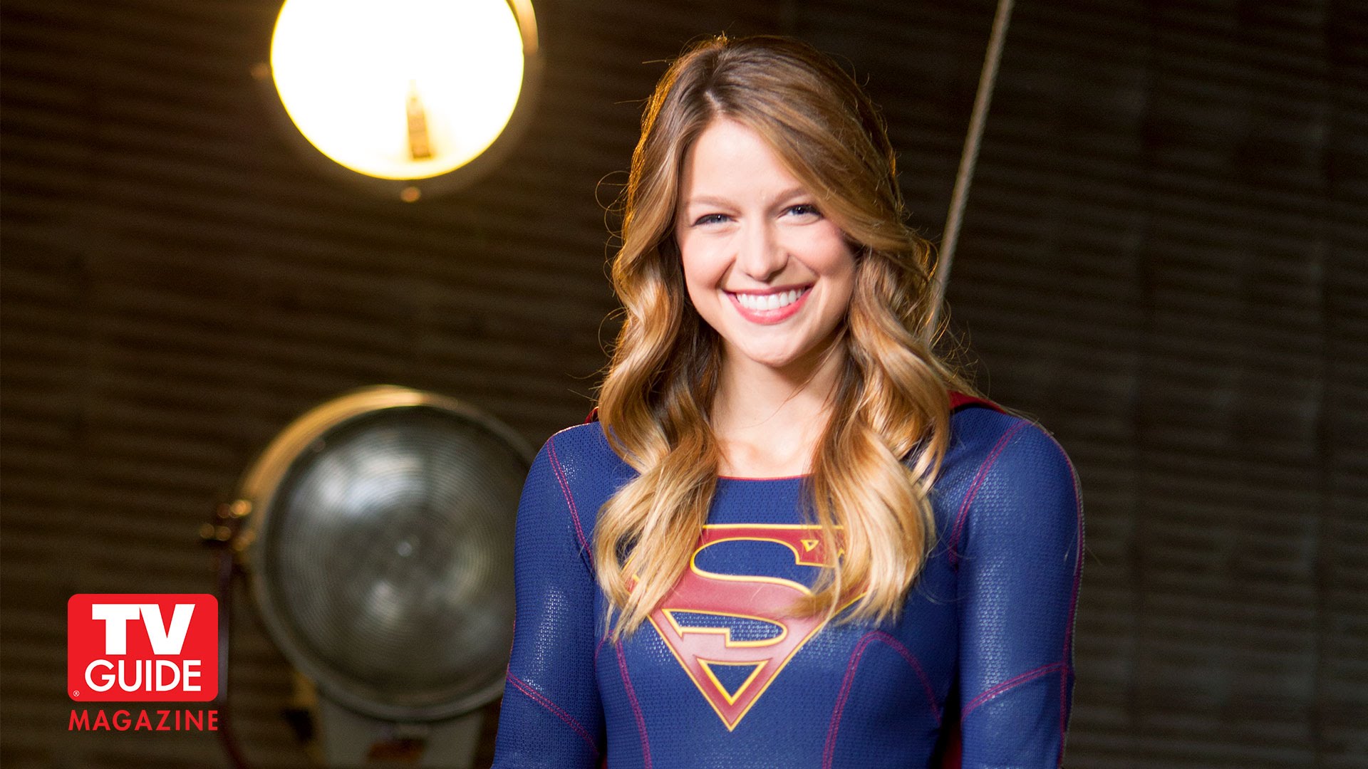 Supergirl Smiling Wallpapers - Wallpaper Cave