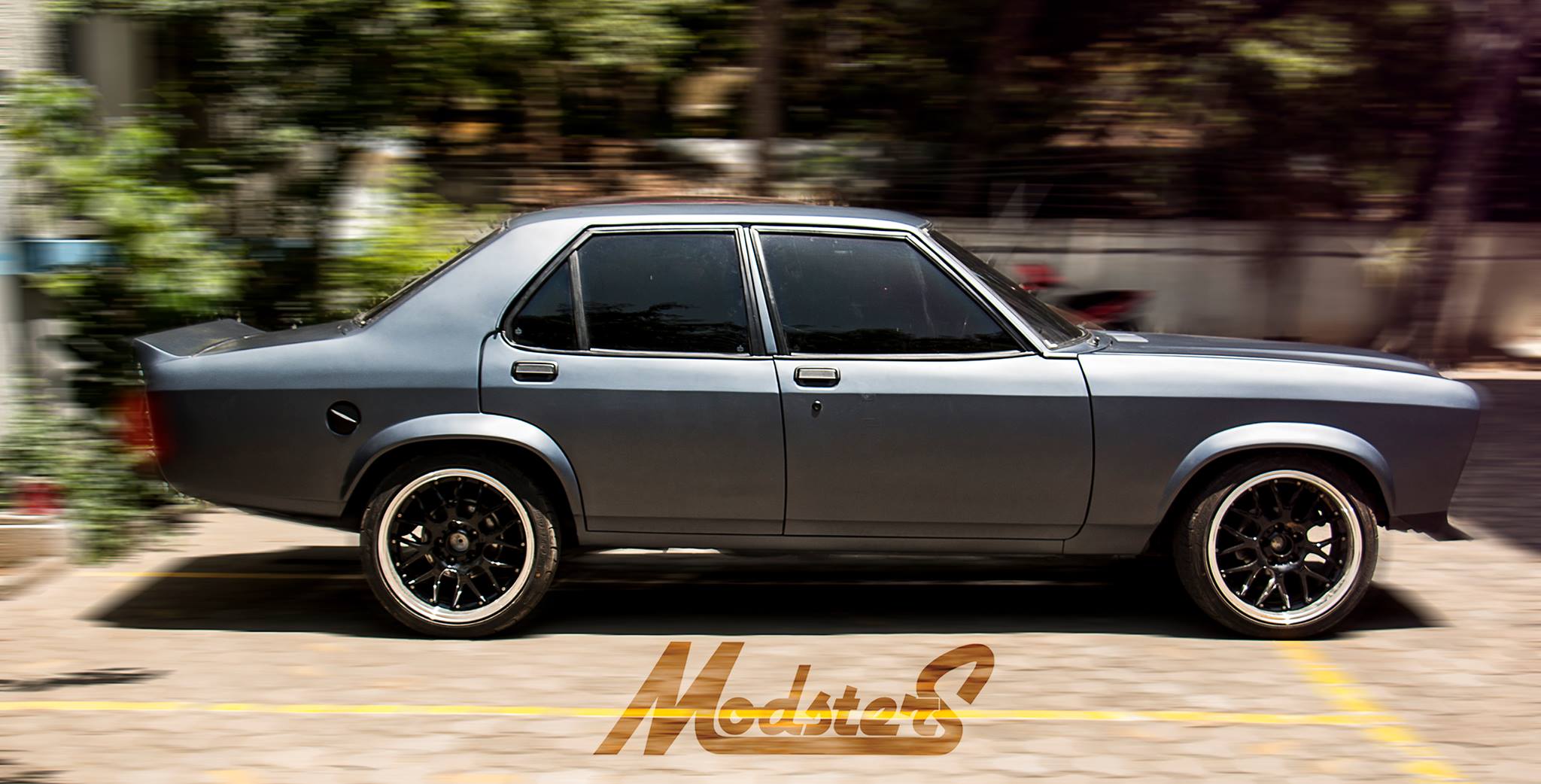 Hindustan Motors Contessa