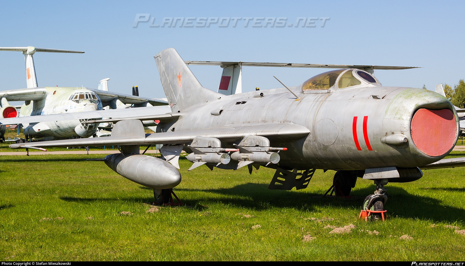 Mikoyan-Gurevich MiG-19 Wallpapers - Wallpaper Cave