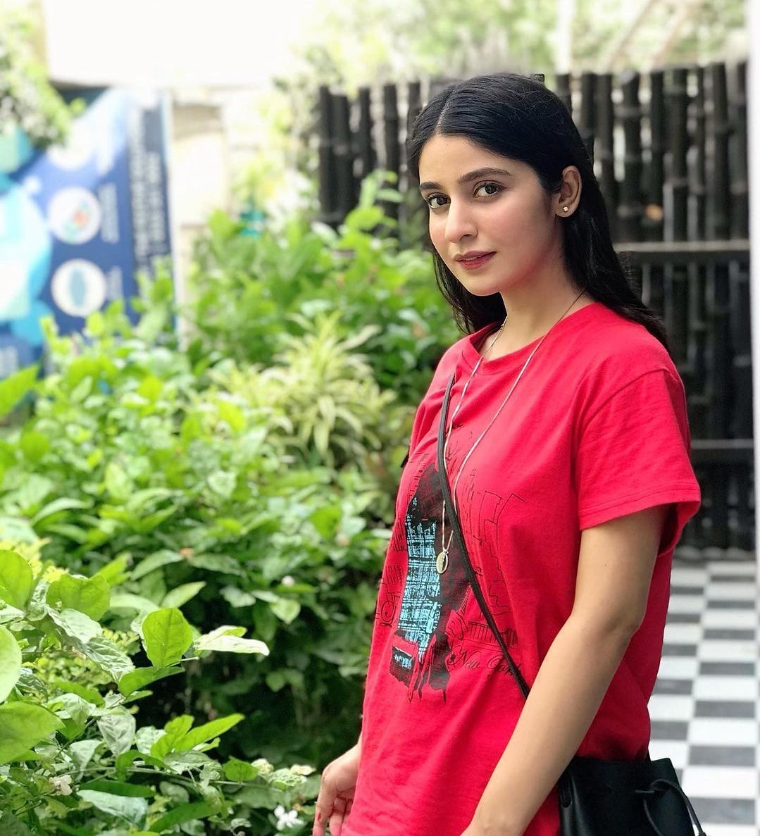 Local Girl Wallpapers - Wallpaper Cave