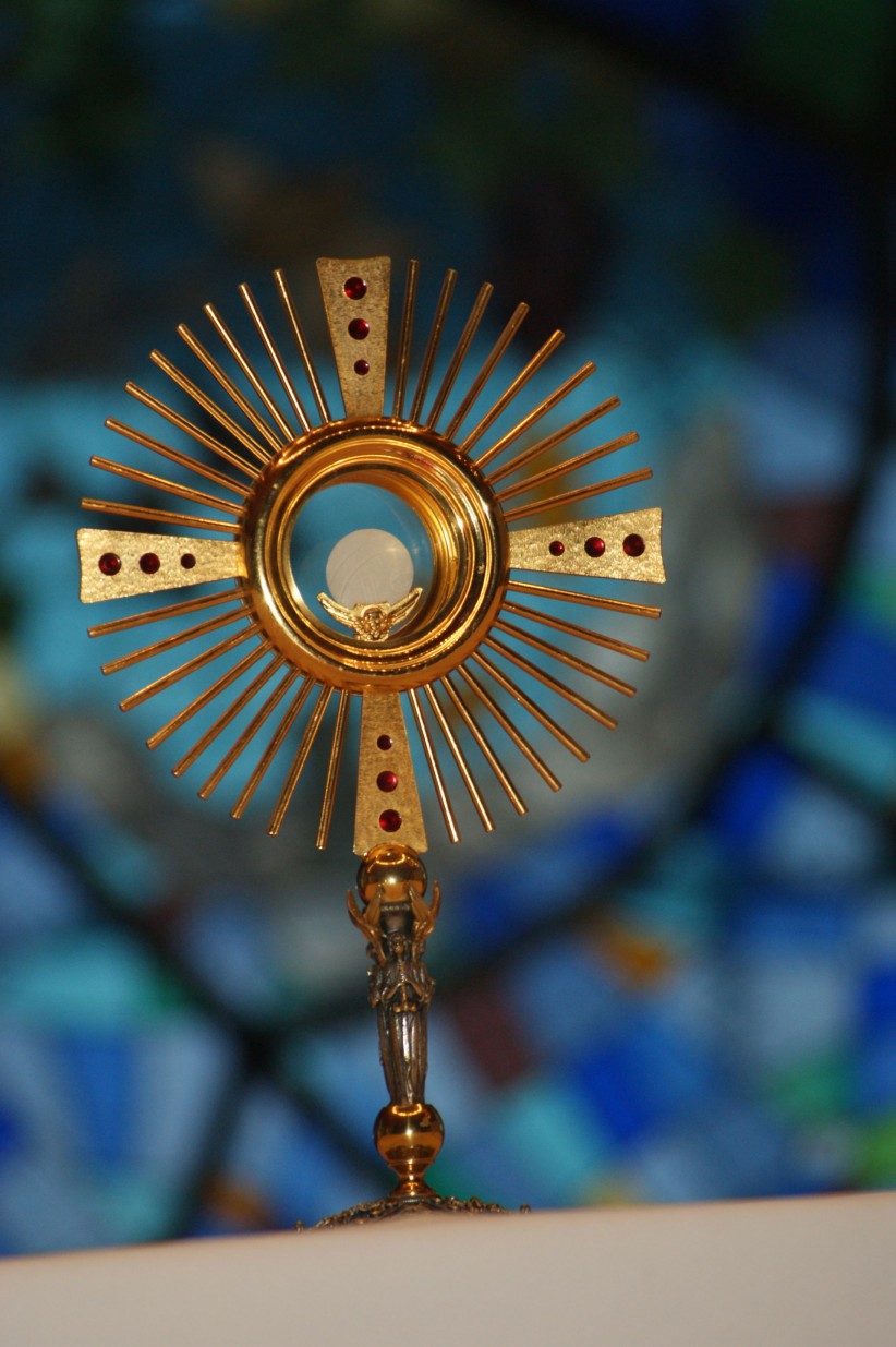 Holy Eucharist Wallpapers - Wallpaper Cave