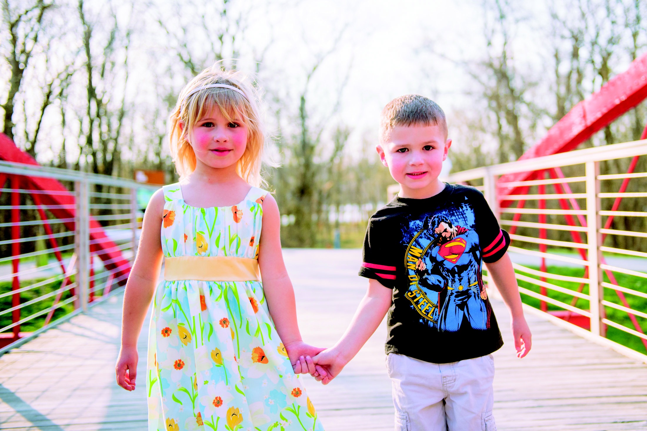 Holding Hands Kids Wallpapers - Wallpaper Cave