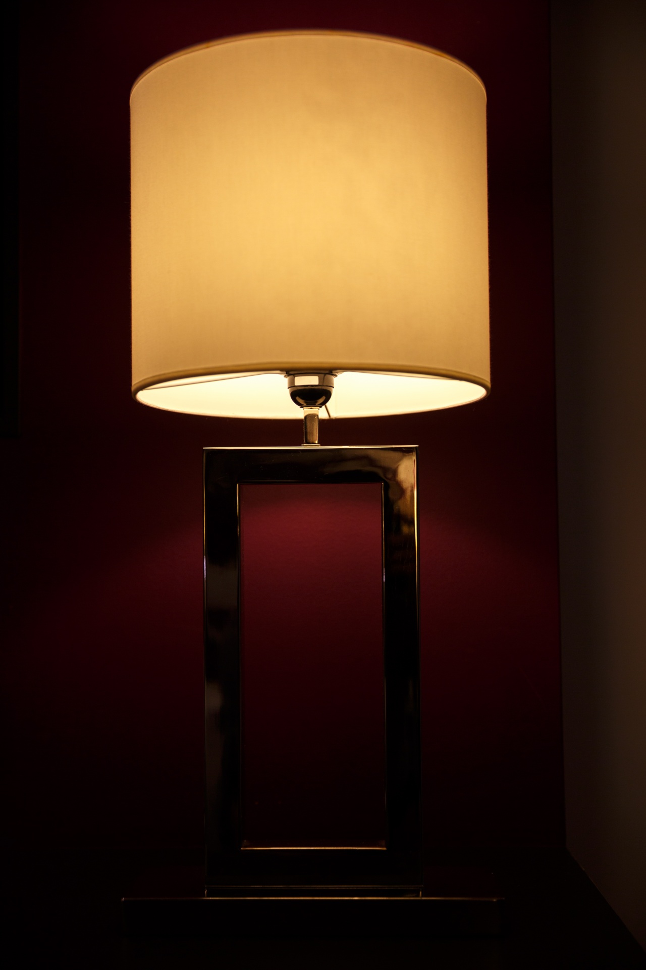 Table Lamp Wallpapers - Wallpaper Cave