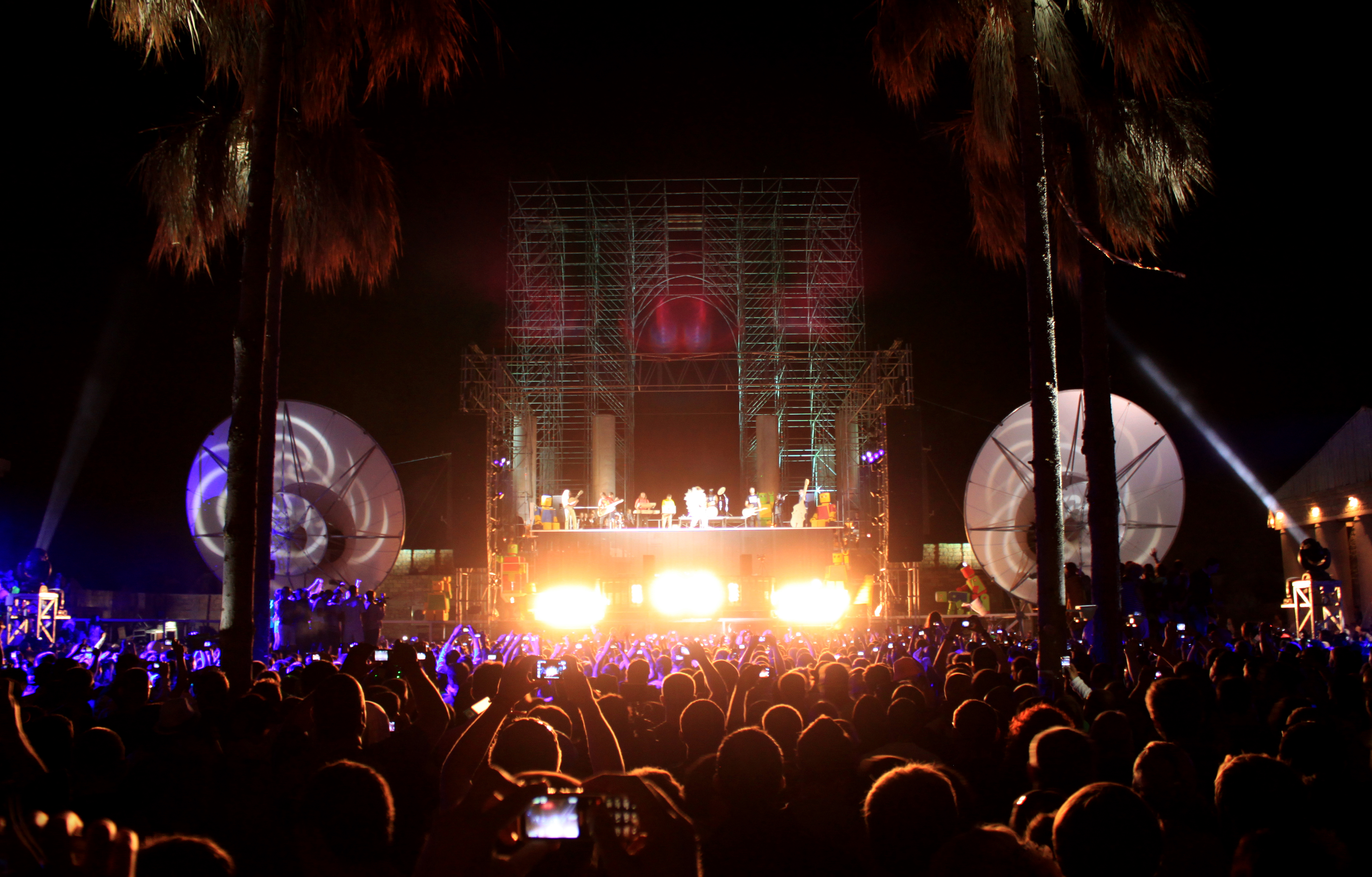 Party Time Wallpapers - Wallpaper Cave