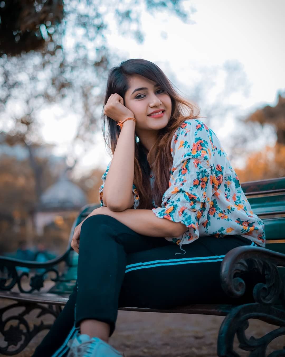 Divya Upadhyay Wallpapers - Wallpaper Cave