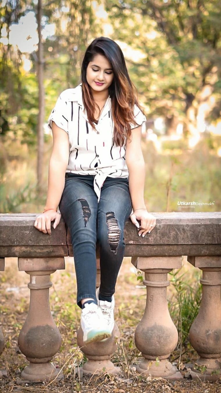 Divya Upadhyay Wallpapers - Wallpaper Cave