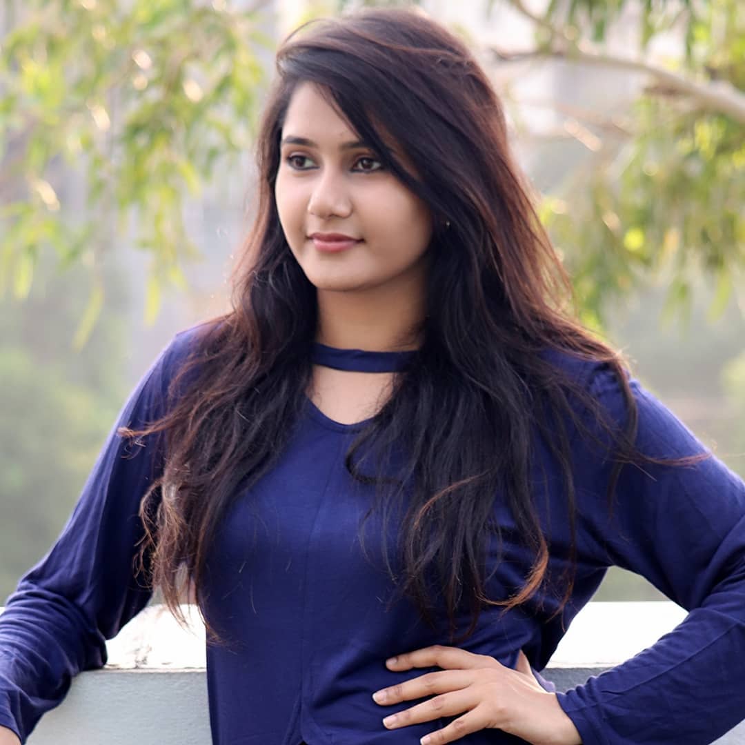 Divya Upadhyay Wallpapers - Wallpaper Cave