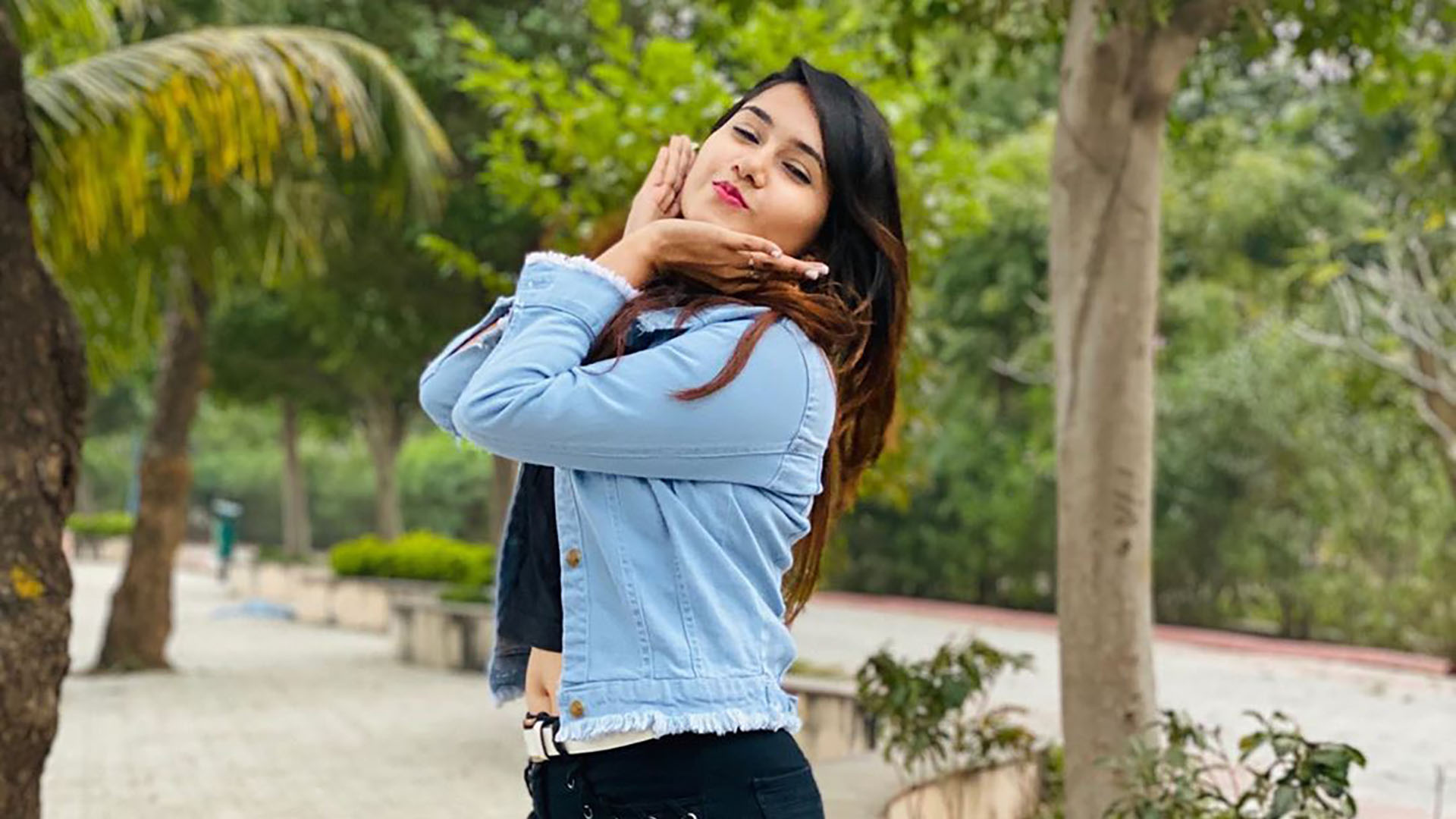 Divya Upadhyay Wallpapers - Wallpaper Cave