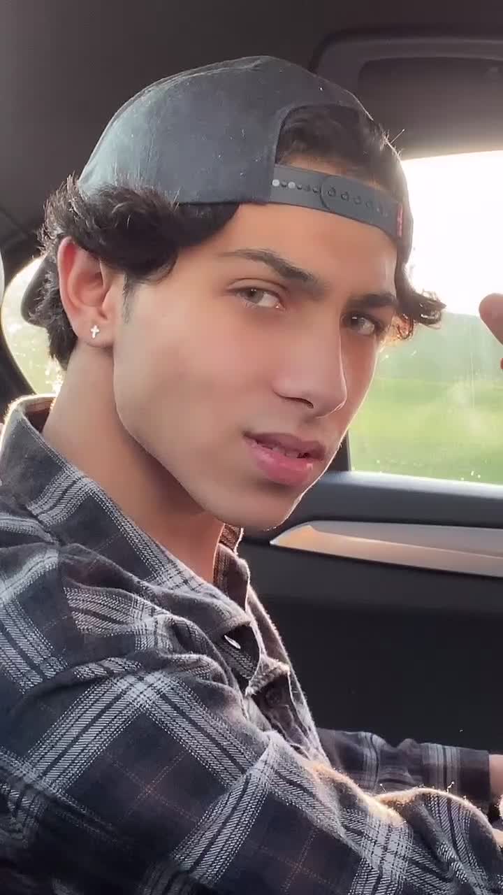 Milos Guzel Wallpapers - Wallpaper Cave