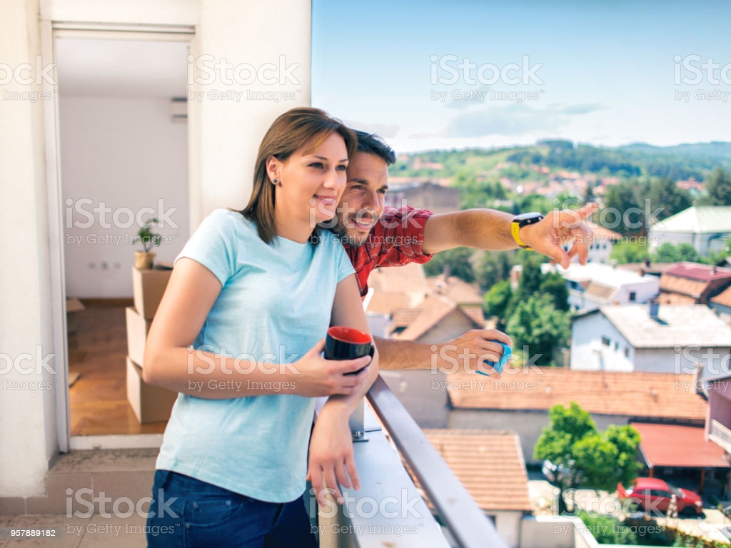 Apartment Couple Wallpapers - Wallpaper Cave