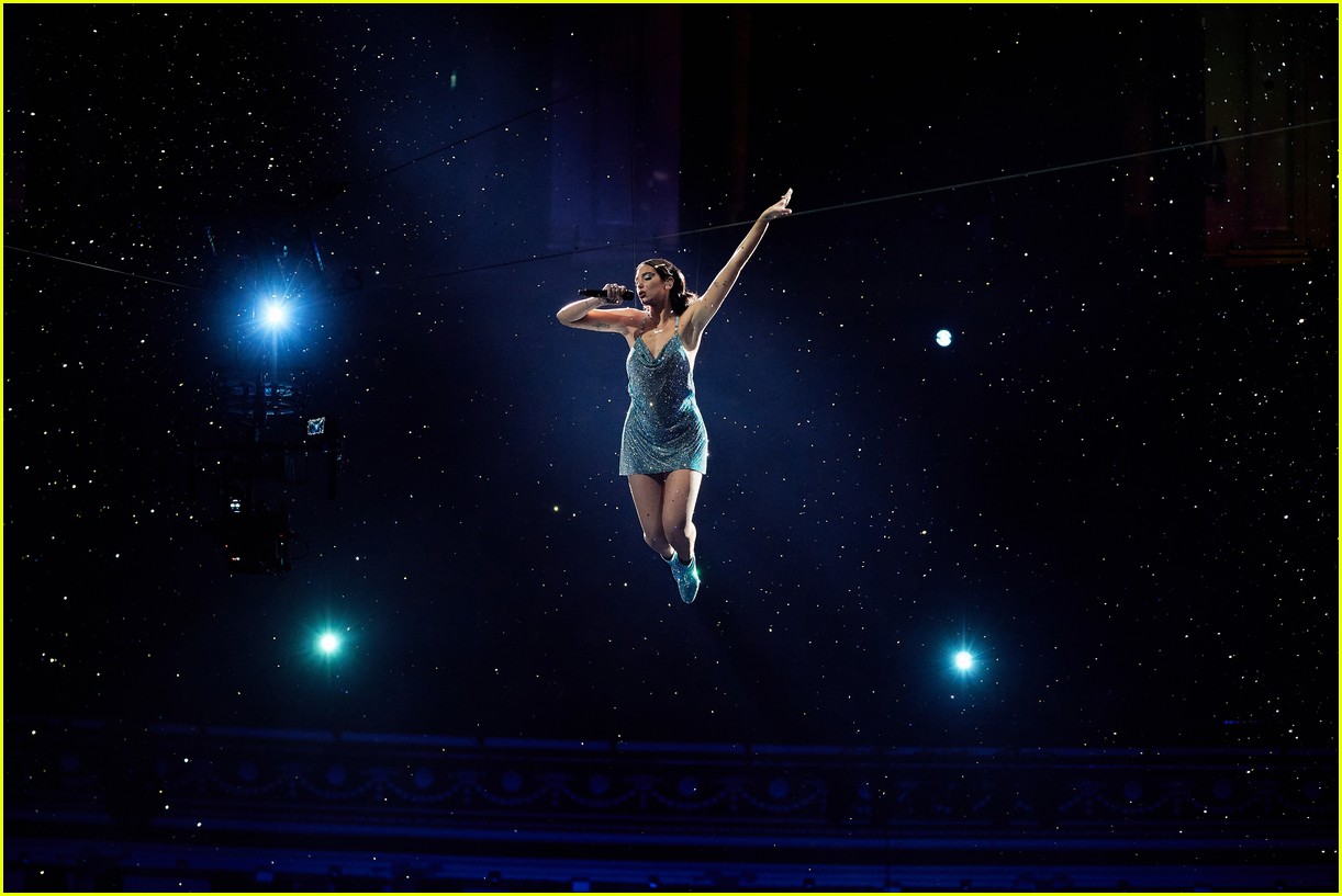 Dua Lipa Levitating Wallpapers - Wallpaper Cave