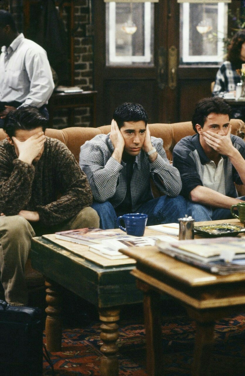 Chandler Friends Wallpapers - Wallpaper Cave